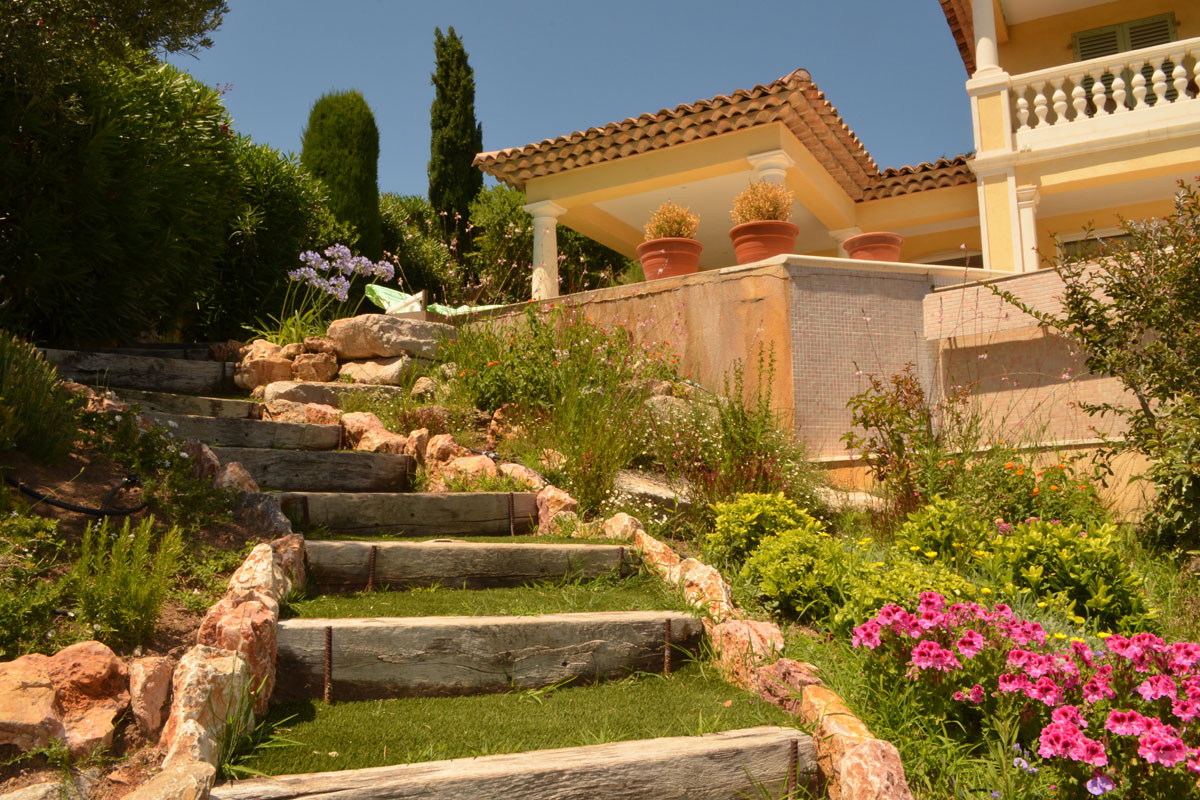South of France Luxury Villa with heated pool and air-con, near Ste Maxime.